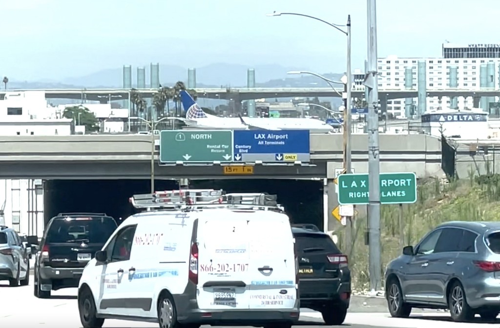 Passenger Cars Arrive for LAX’s Automated People Mover - SM Mirror
